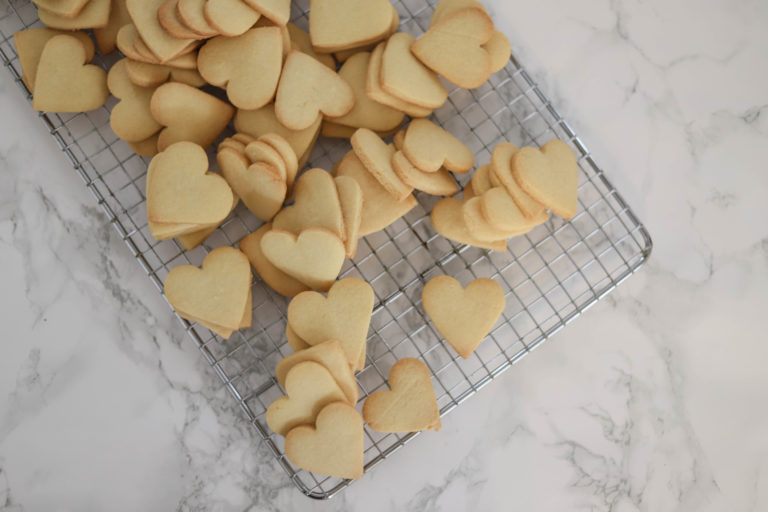 How To Make Sugar Cookies | The Style Aesthetic